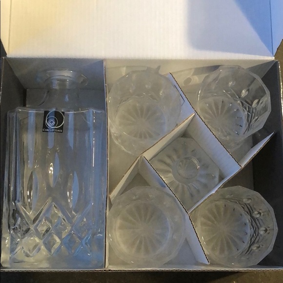 Circleware | Dining | Circleware Wellfort Decanter Set | Poshmark